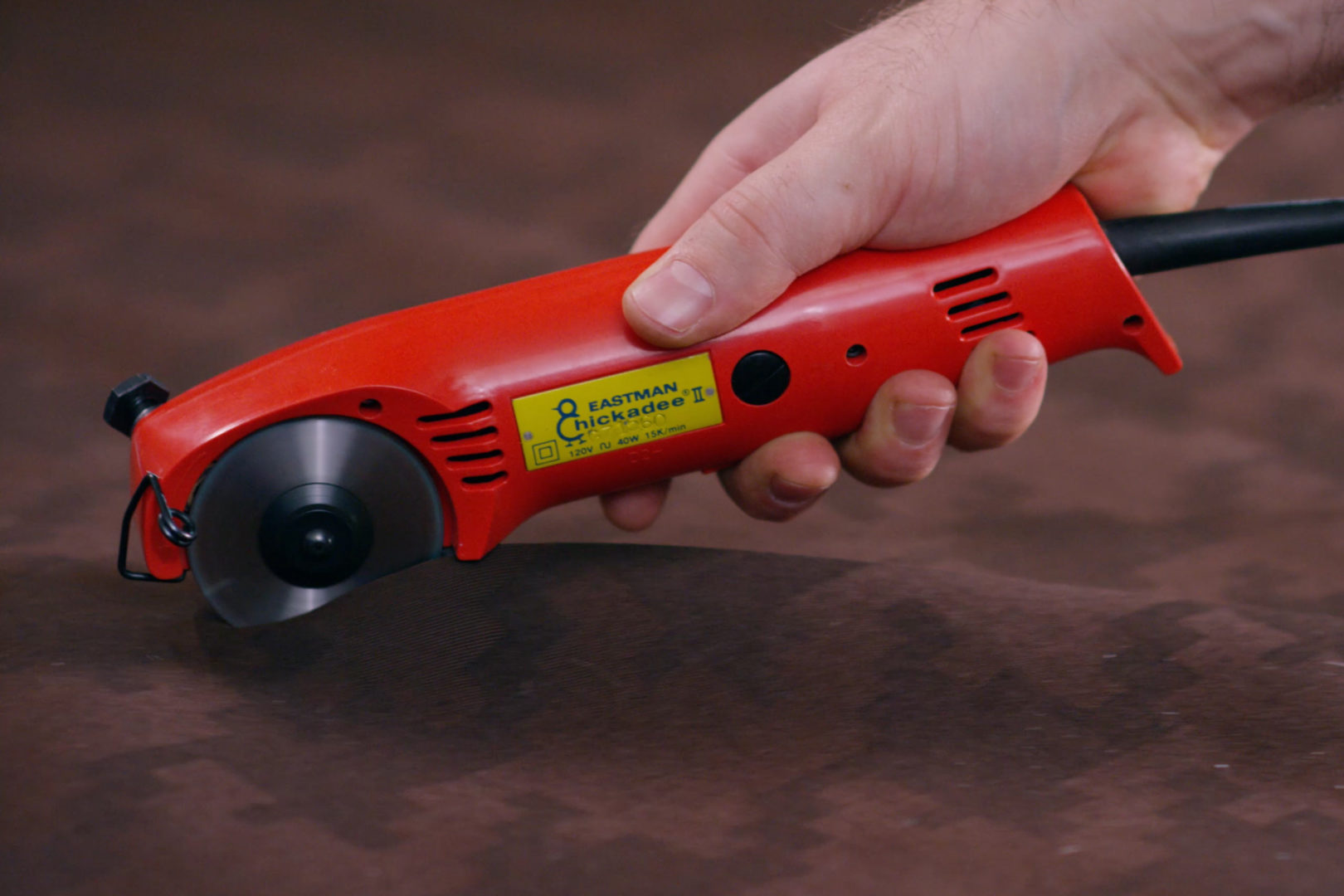 Eastman Chickadee® Rotary Cutter - Eastman Machine Company