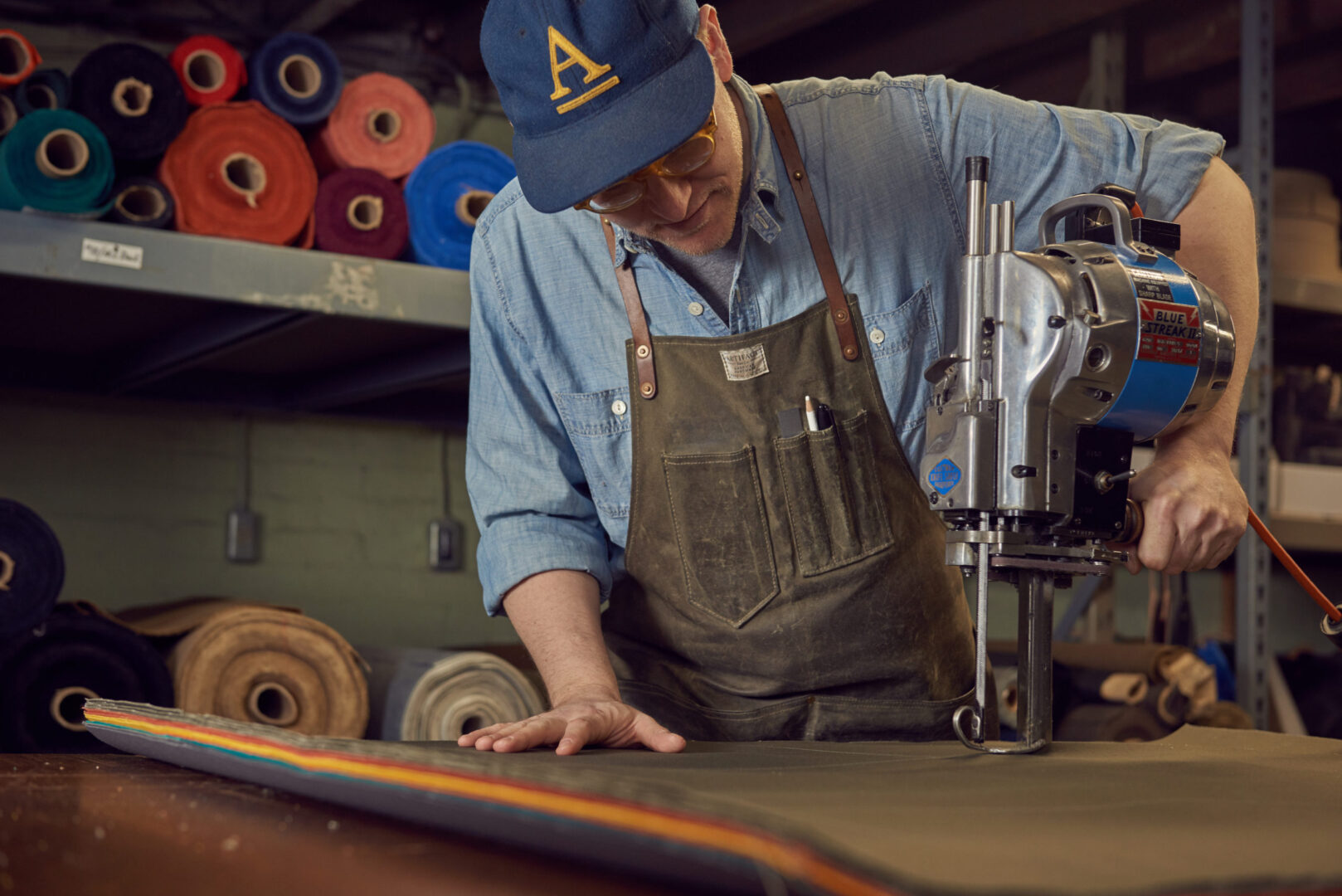 Blue Streak II® - Fabric Cutting Machine - Eastman Machine
